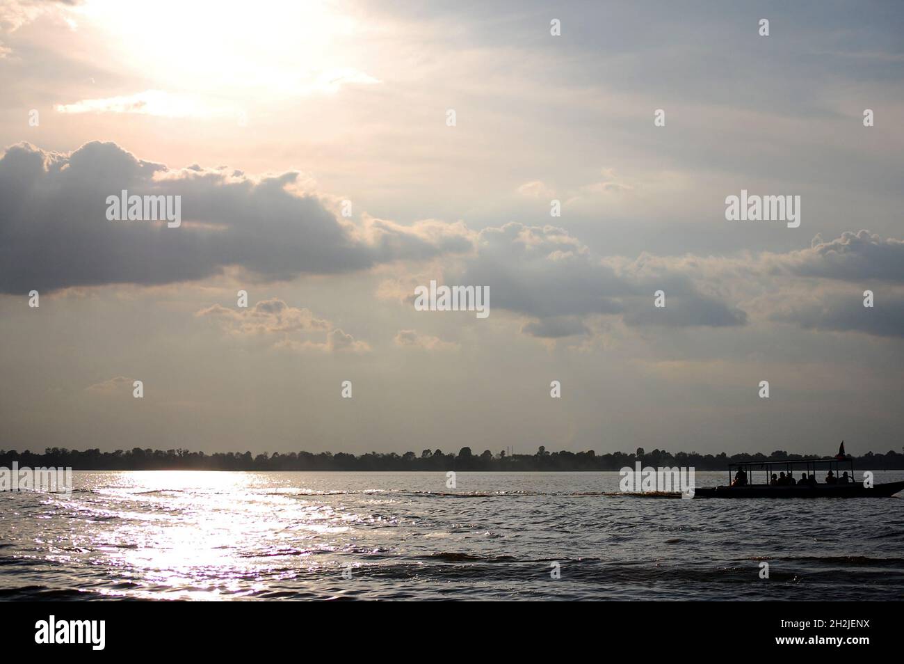 West baray reservoir hi-res stock photography and images - Alamy