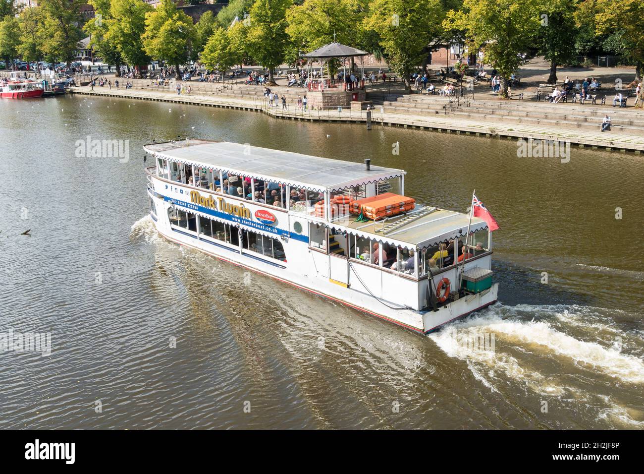 Trip boat Mark Twain heading down river River Dee Chester 2021 Stock ...