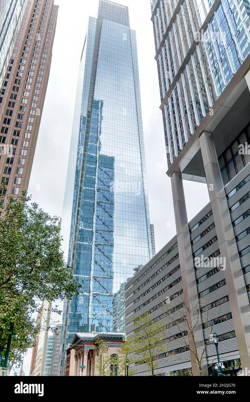 1800 Arch Street, Comcast Technology Center, is Philadelphia's tallest ...