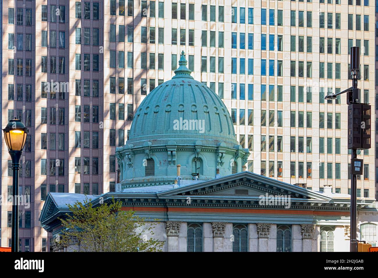 1724 Arch Street, Arch Street Presbyterian Church, is a Logan Square ...