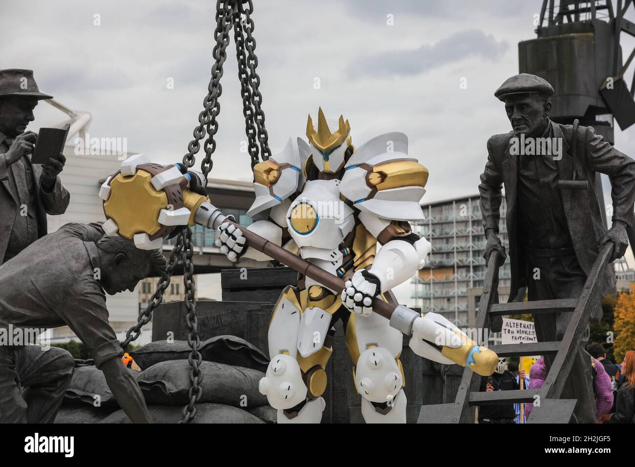 ExCel, London, UK. 22nd Oct, 2021. A giant Reinhardt character from ...