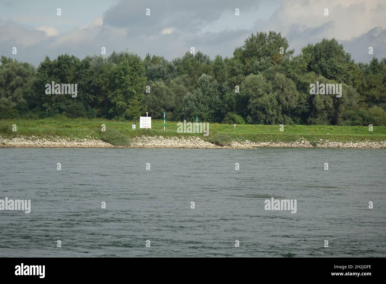 View over the river Rhine from Plittersdorf, Rastatt, Baden Wurttemberg ...