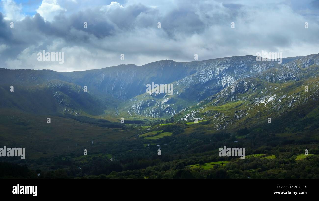 Beara peninsula caha mountains hi-res stock photography and images - Alamy