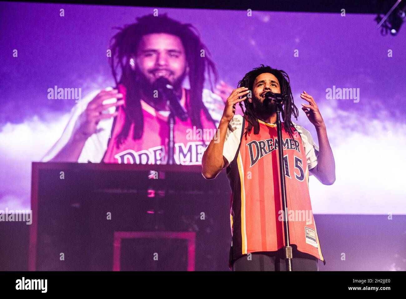J cole 2021 hi-res stock photography and images - Alamy