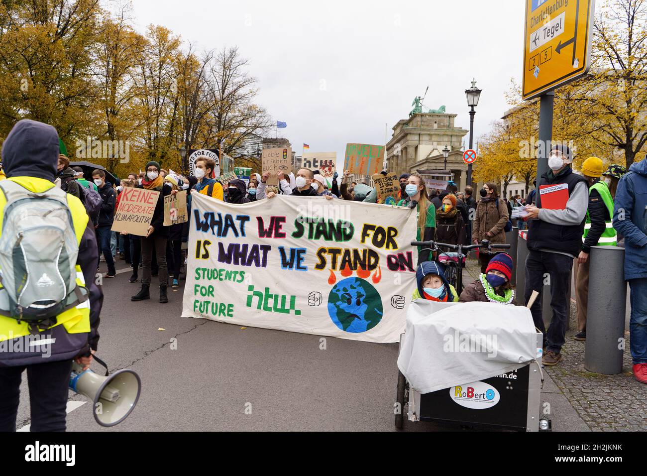 Climate demo in Berlin, Germany, 22 October 2021 Stock Photo - Alamy