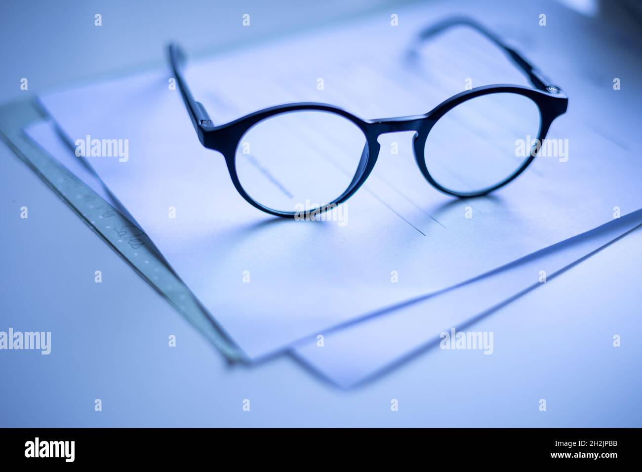 Slight study hi-res stock photography and images - Alamy