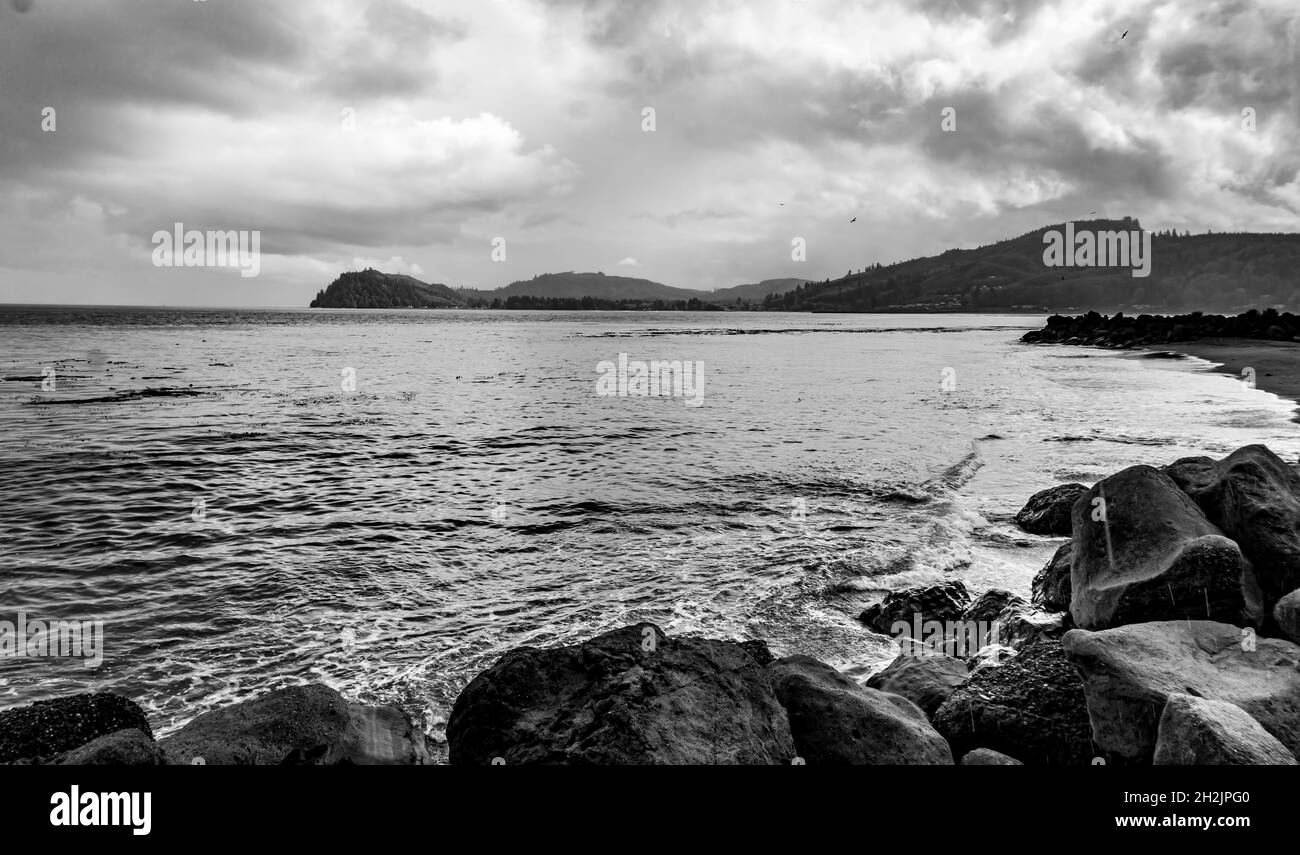 Ocean landscape shot of the shoreline at Sekiu, Washington Stock Photo ...