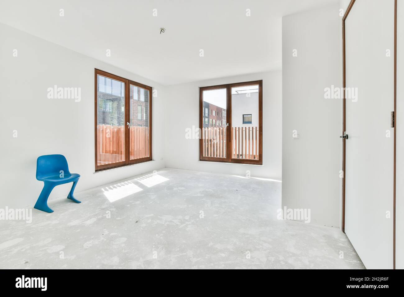 Bright interior design of a luxury house Stock Photo - Alamy