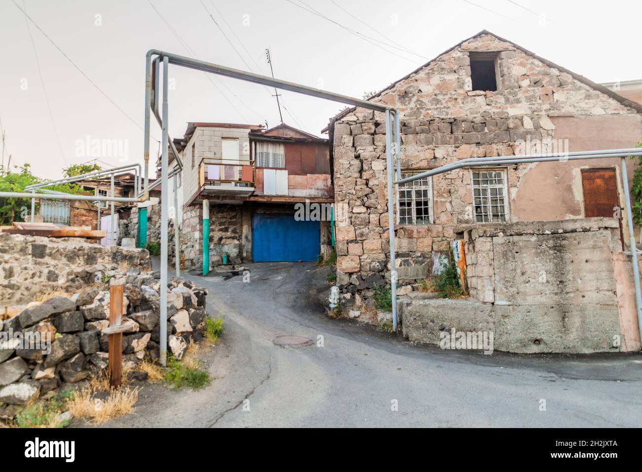 Housing neigborhood hi-res stock photography and images - Alamy