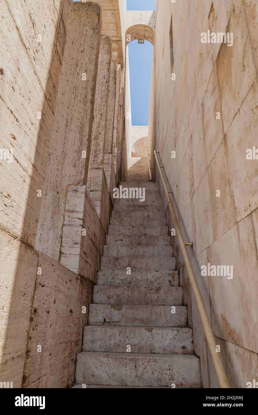 Staircase at the Cascade complex in Yerevan, Armenia Stock Photo - Alamy