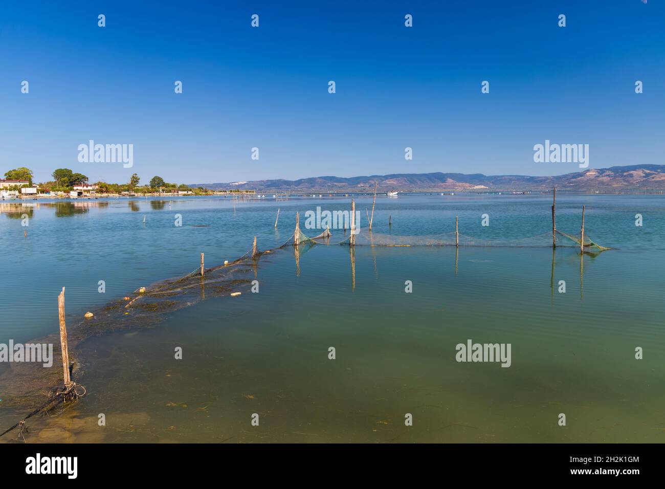 Lago di varano hi-res stock photography and images - Alamy