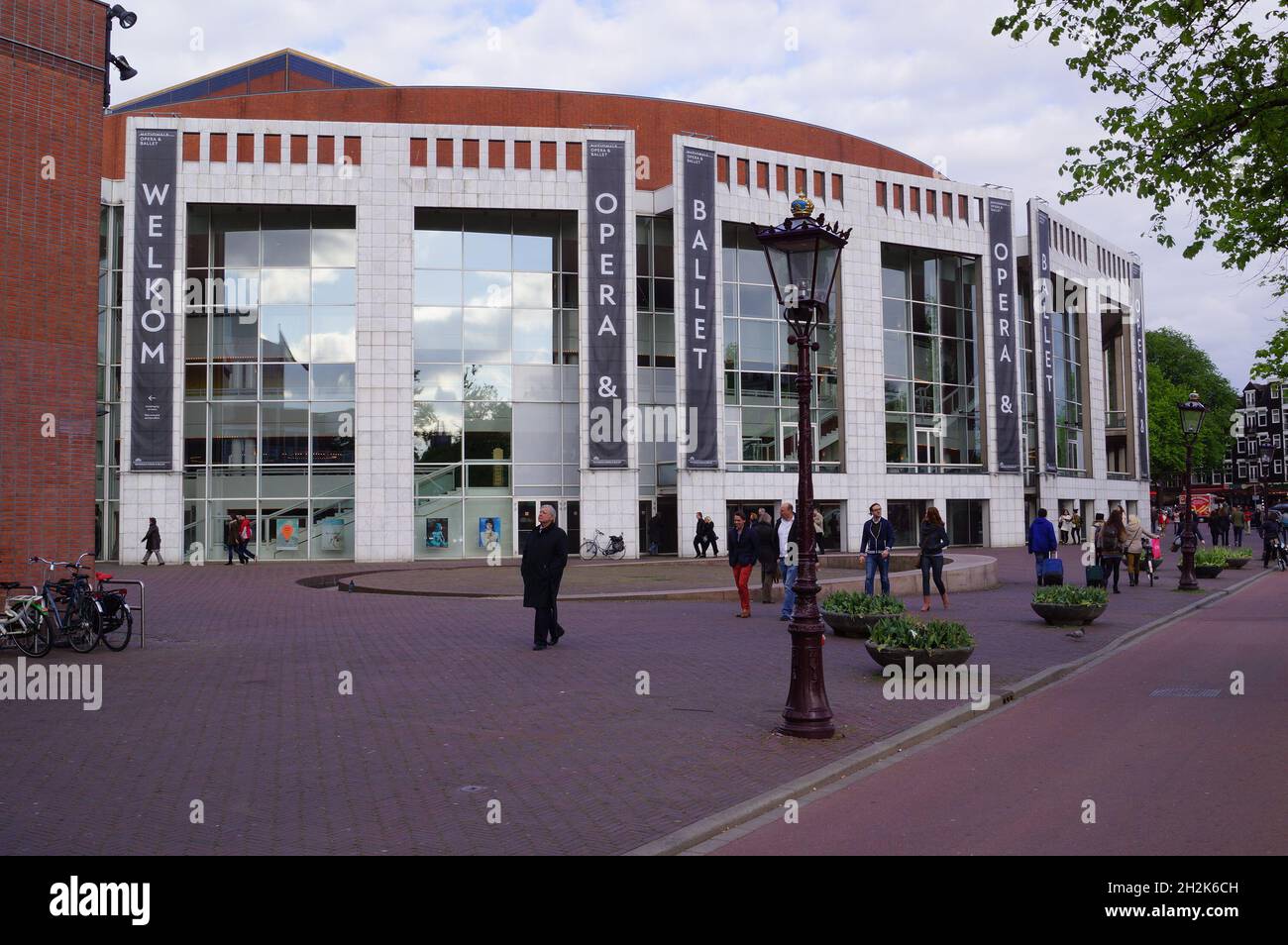 National opera and ballet building amsterdam hi-res stock photography ...