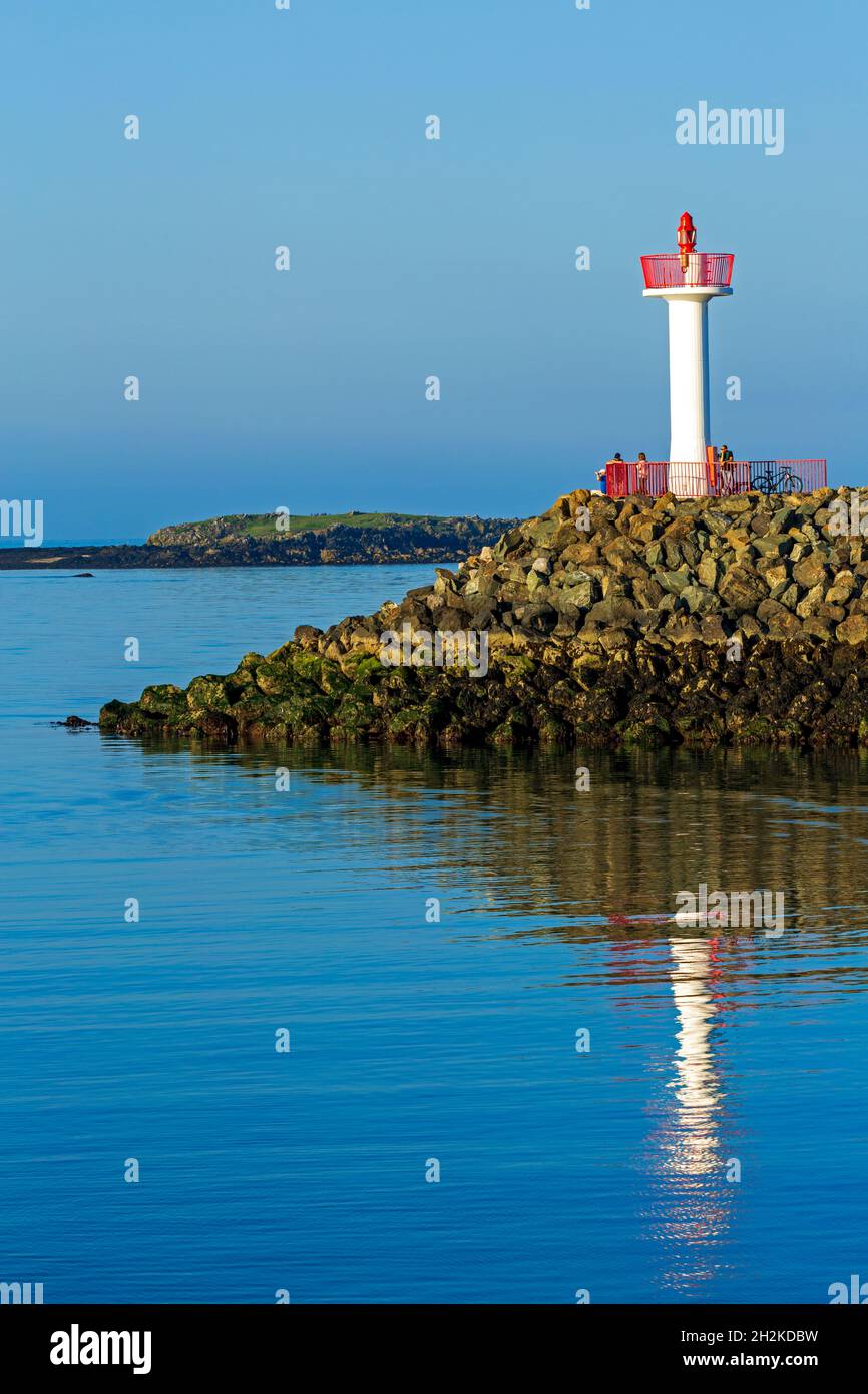 New Howth Pier Lighthouse, Howth, County Dublin, Irealnd Stock Photo ...