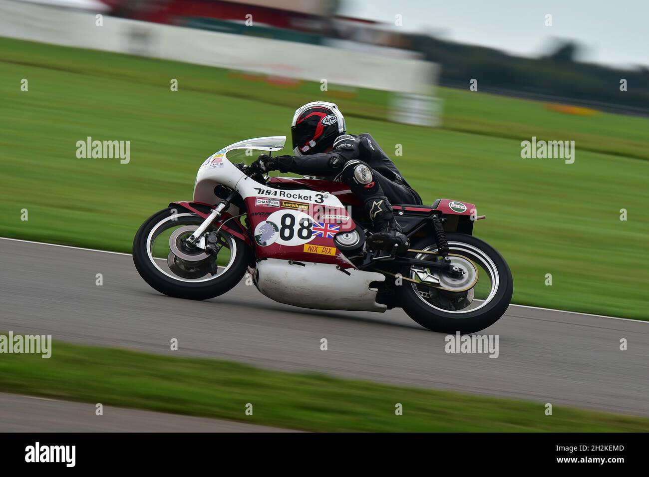 Derran Slous, Rob North BSA Rocket 3, Hailwood Trophy for two stroke ...