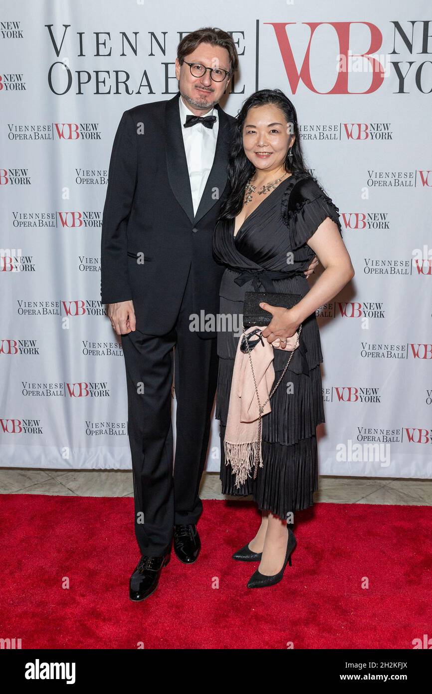 New York, USA. 21st Oct, 2021. Michael Heider and Yoko Heider attend ...