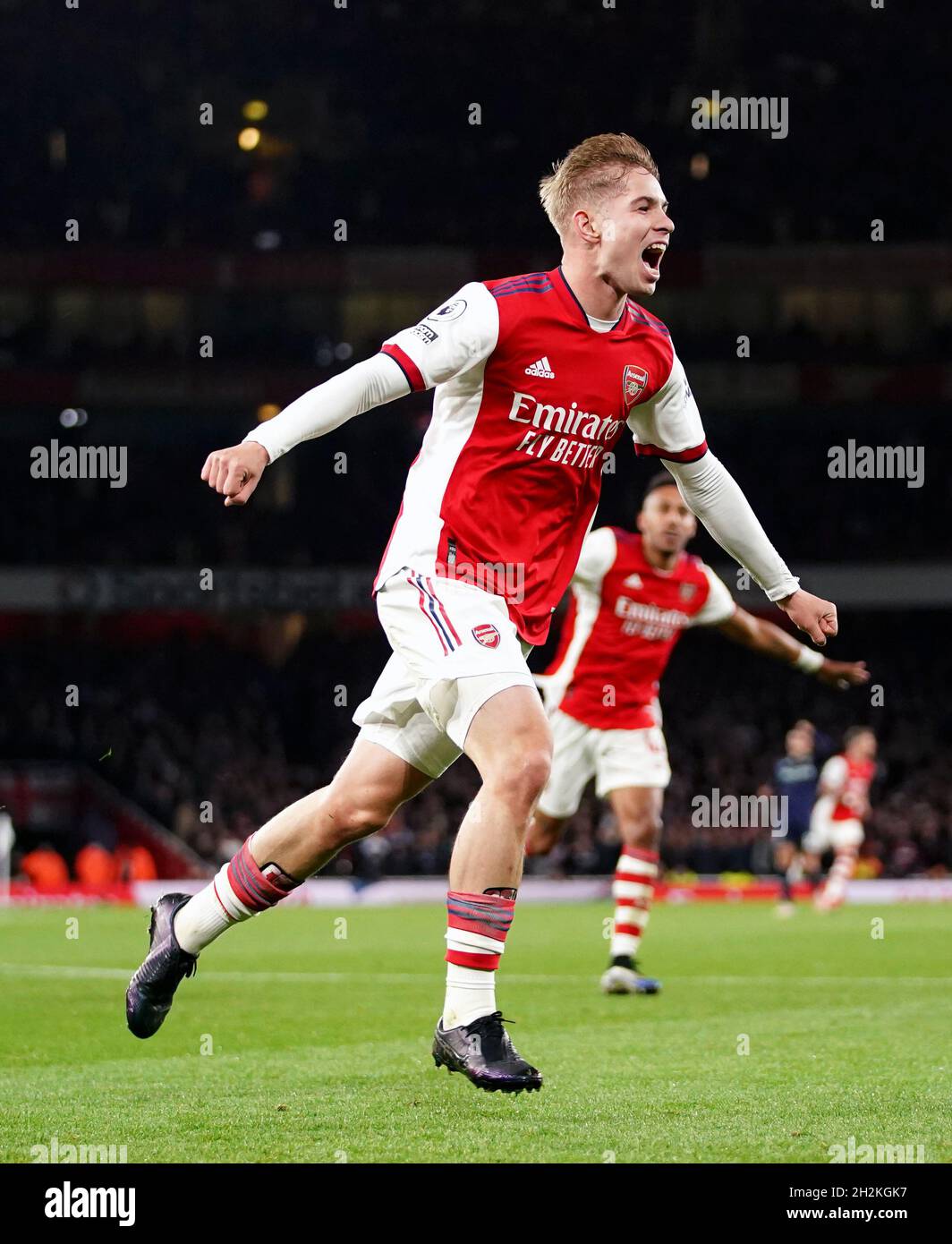 Arsenal's Emile Smith-Rowe celebrates scoring their side's third goal ...