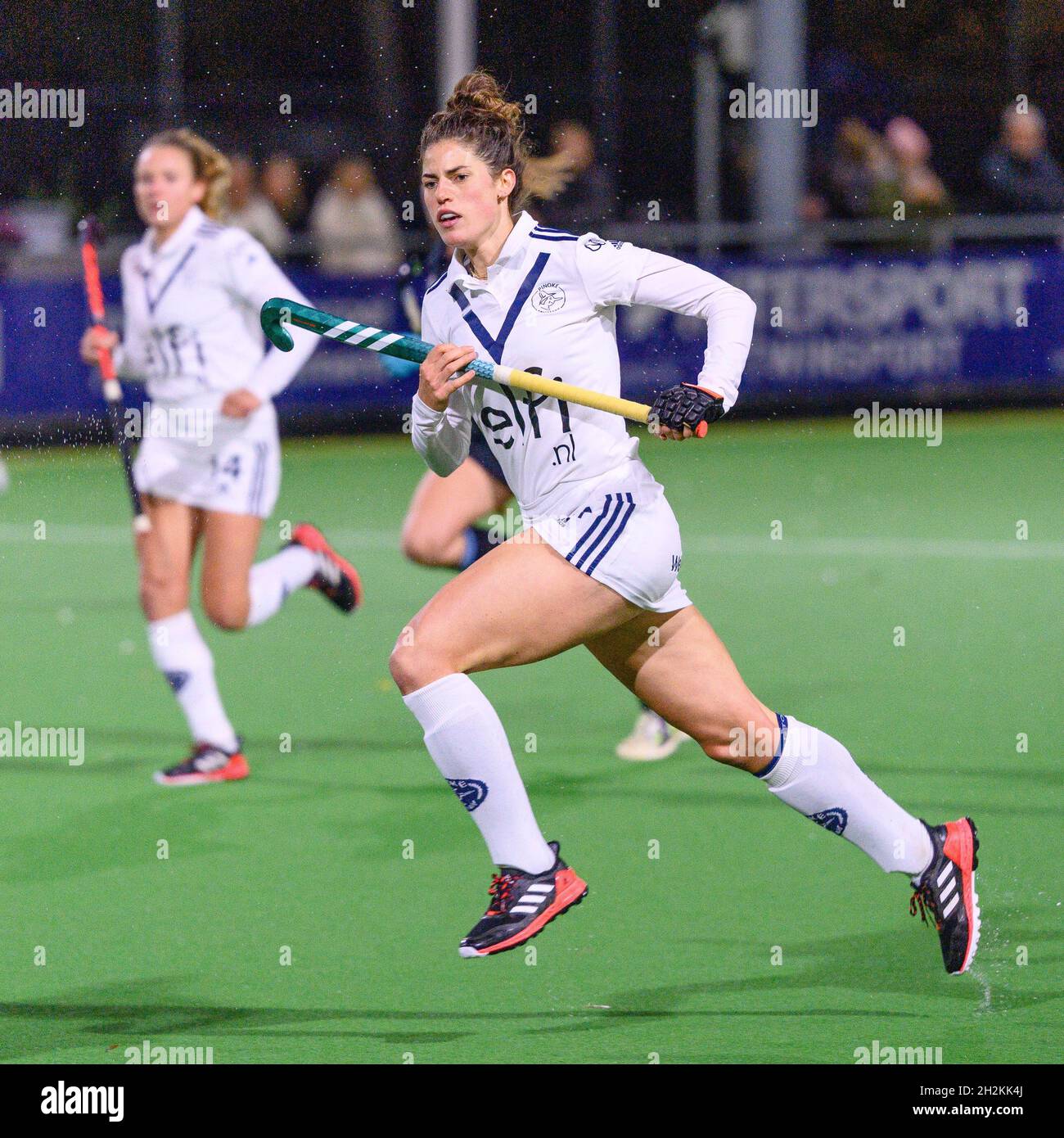 Amstelveen, 22-10-2021, HC Pinoke, Hockey Hoofdklasse Dames, Seizoen 2021-2022. Maxime Kerstholt ...