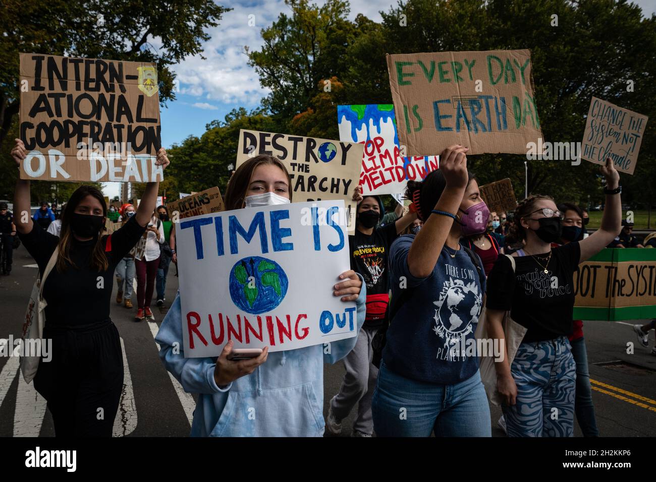 Climate activists march from Washington, DC's Union Station to the U.S ...