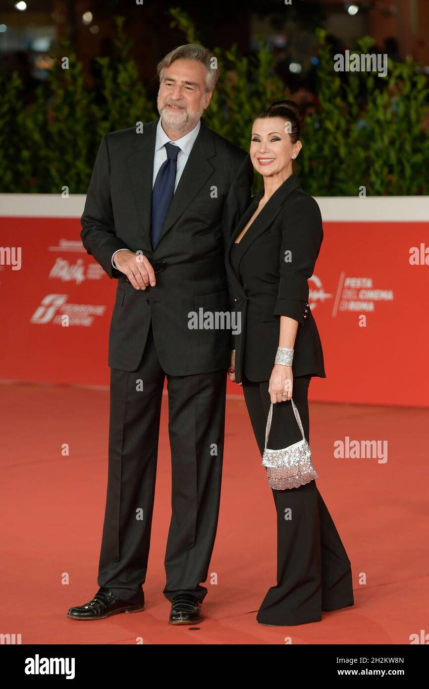 Rome, Italy. 22nd Oct, 2021. Max Tortora and Maria Teresa Merlino ...