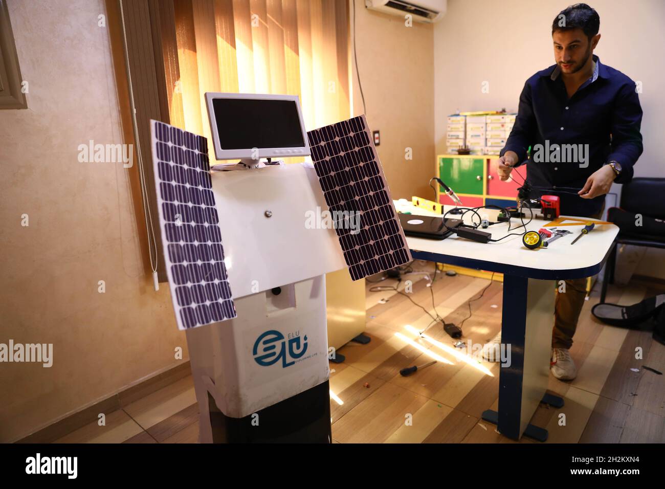 Tanta, Egypt. 22nd Oct, 2021. Egyptian mechatronics engineer Mahmoud El ...