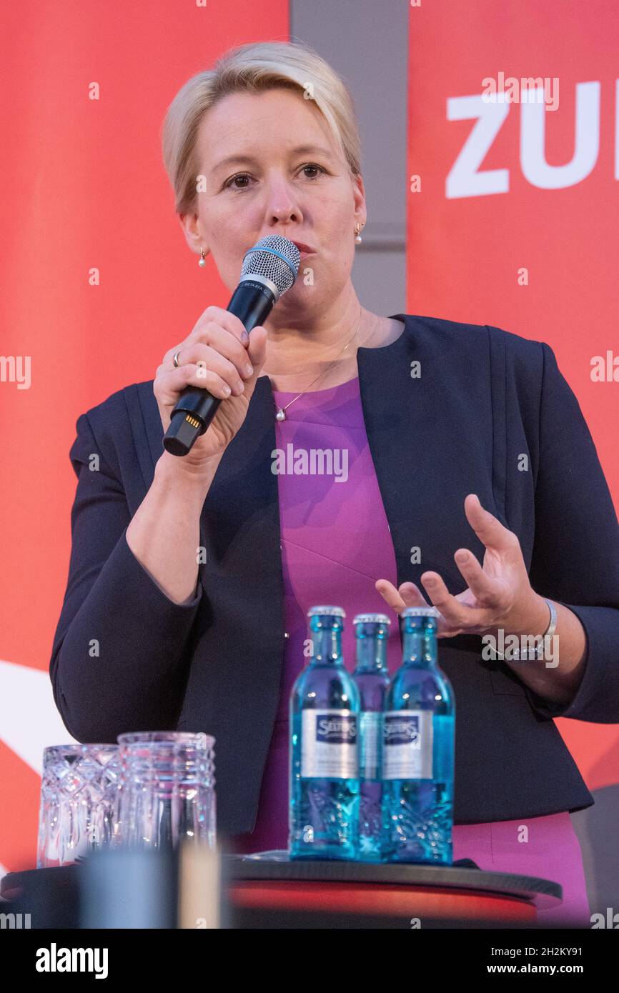 Franziska Giffey speaking at an election event at the Zenner Biergarten ...