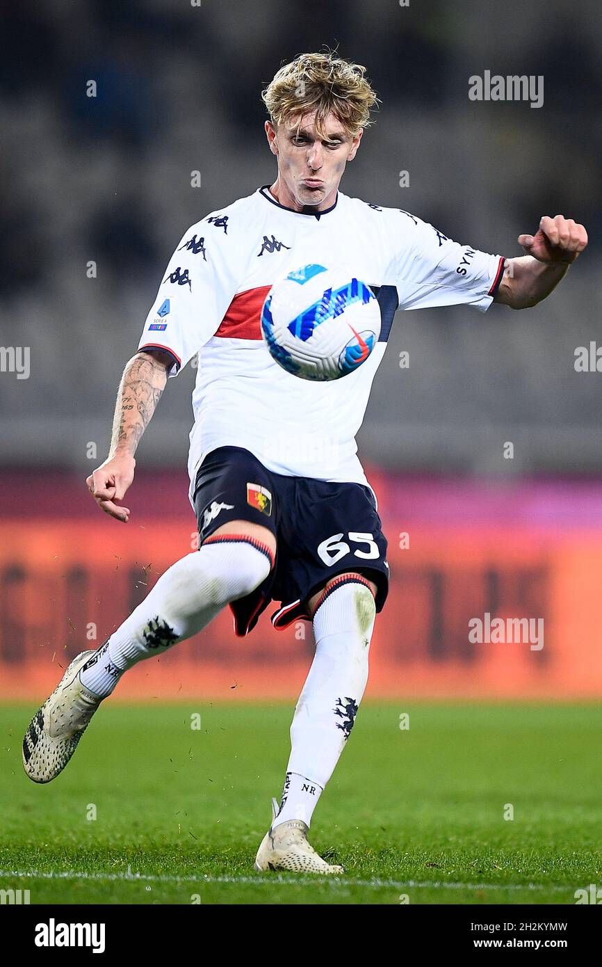 Nicolo rovella of genoa cfc hi-res stock photography and images - Alamy