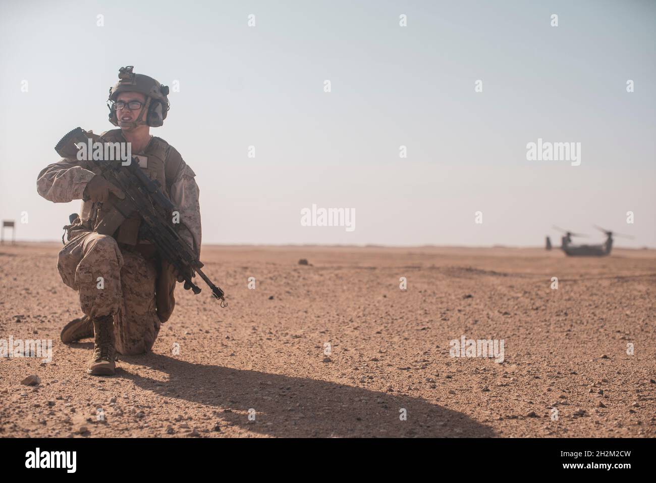 211012-M-VW477-1058 UDARI RANGE COMPLEX, Kuwait (Oct. 12, 2021) Marine ...
