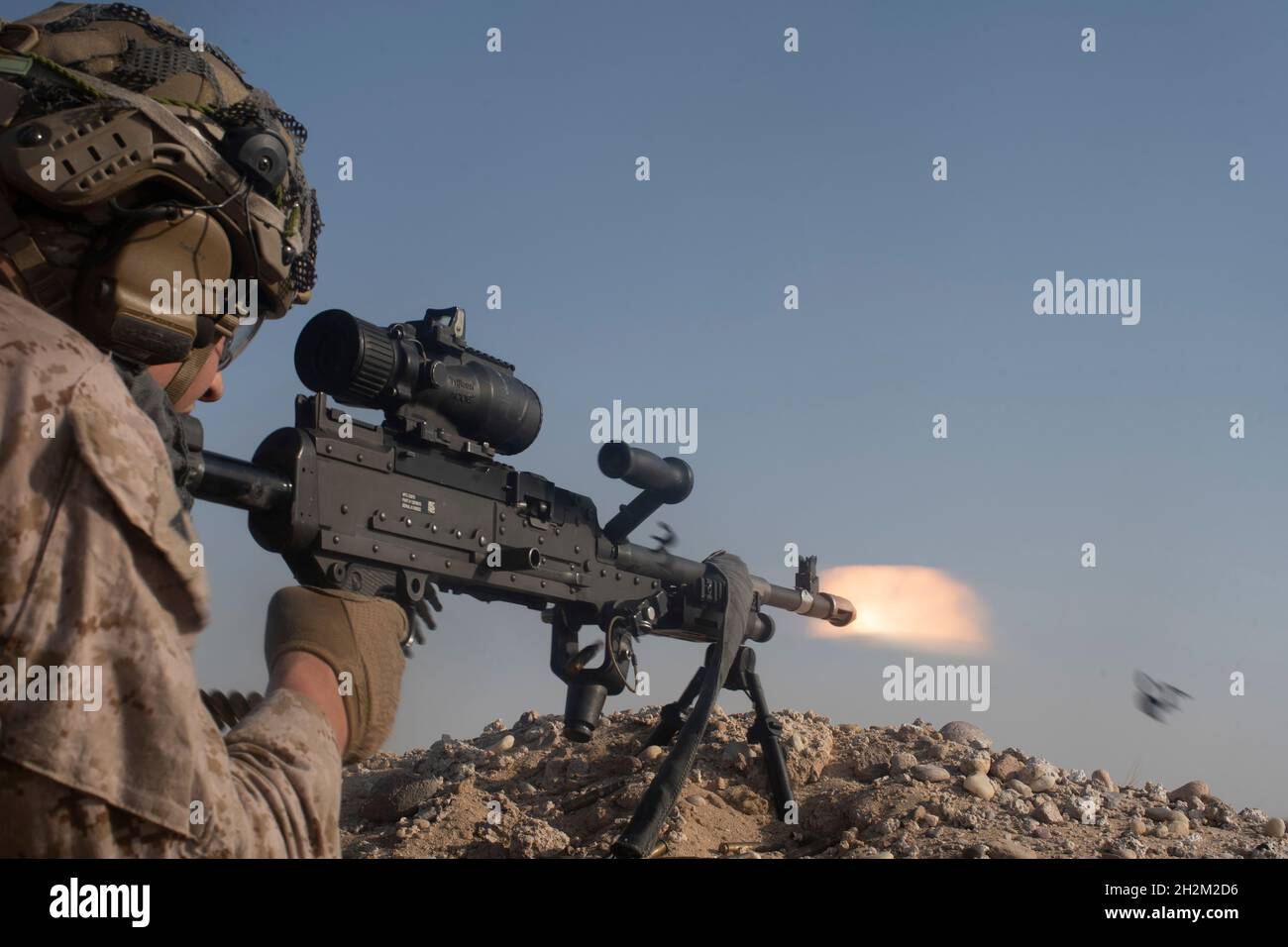 211012-M-VW477-1121 UDARI RANGE COMPLEX, Kuwait (Oct. 12, 2021) Marine ...