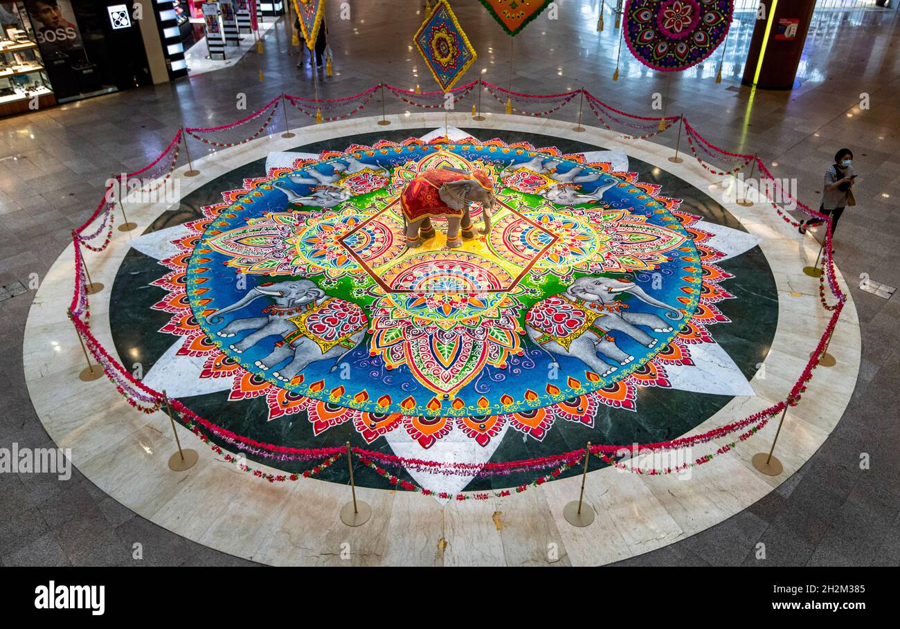 Deepavali malaysia hi-res stock photography and images - Alamy