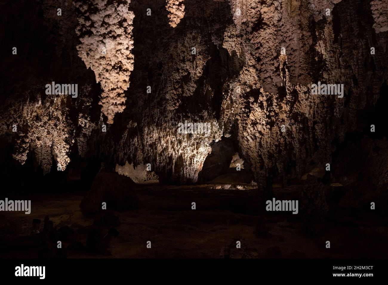 Outdoor lighting fixtures hi-res stock photography and images - Alamy