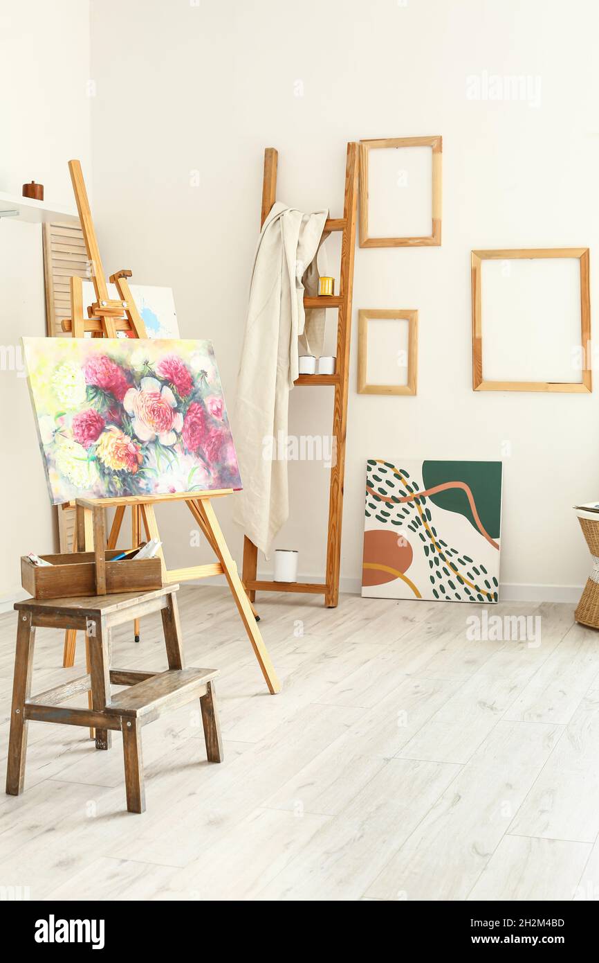 Interior of modern artist's workshop Stock Photo - Alamy
