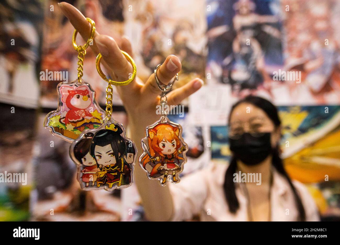 Toronto, Canada. 22nd Oct, 2021. An exhibitor shows animated character ...