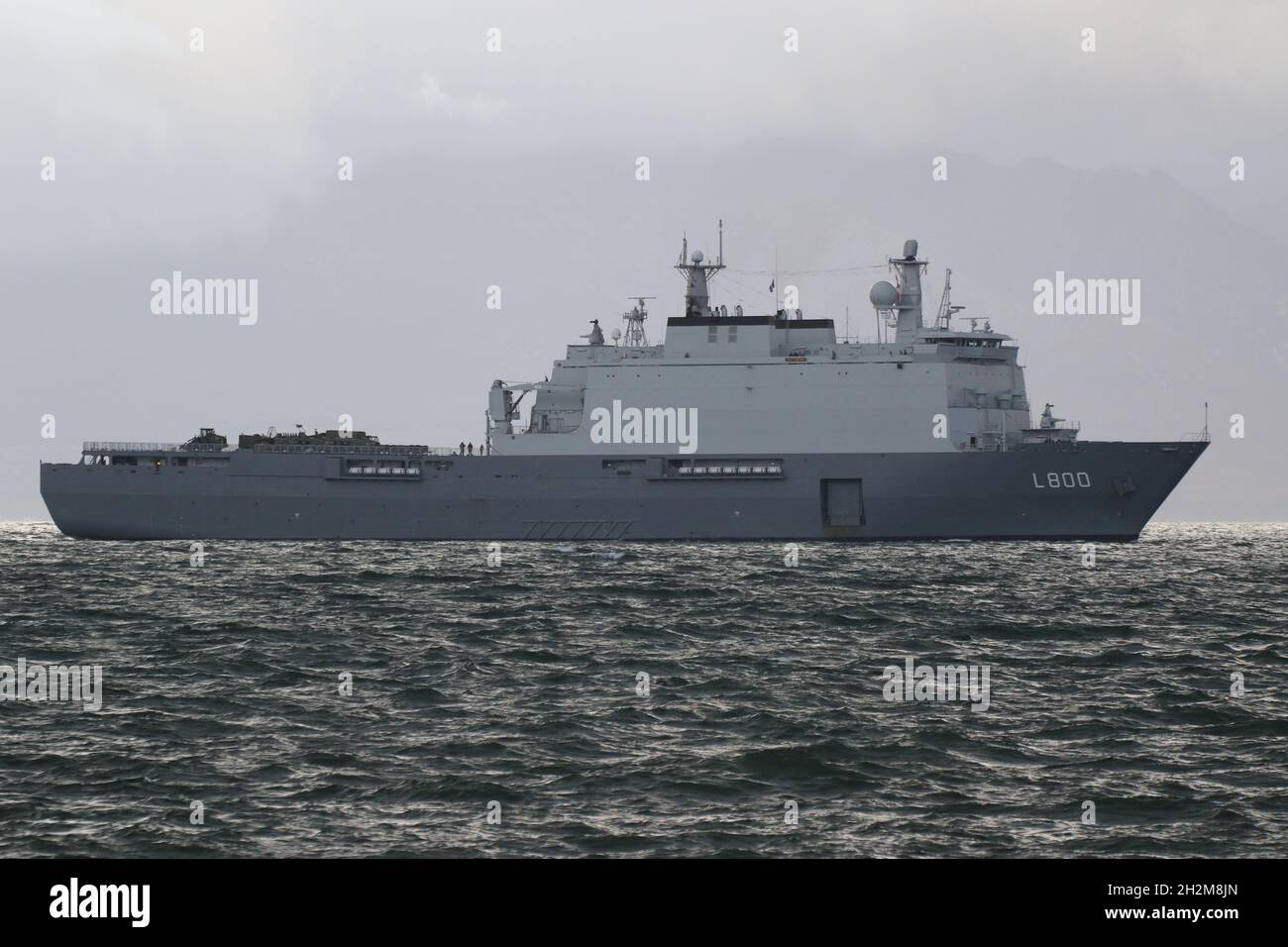 HNLMS Rotterdam (L800), a Rotterdam-class landing platform dock ...