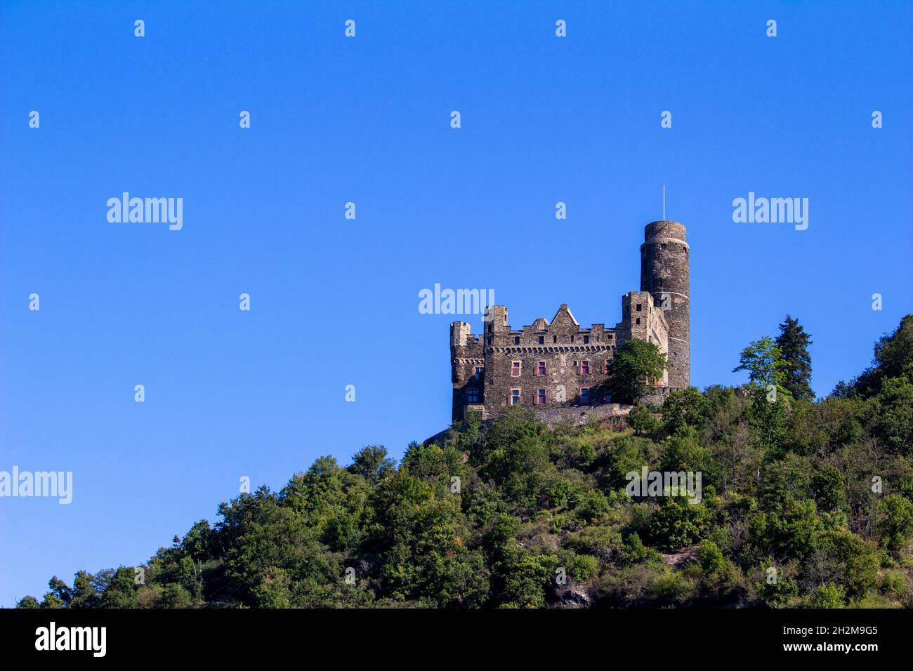 Maus castle (Burg Maus) landscape on the upper middle Rhine River near ...