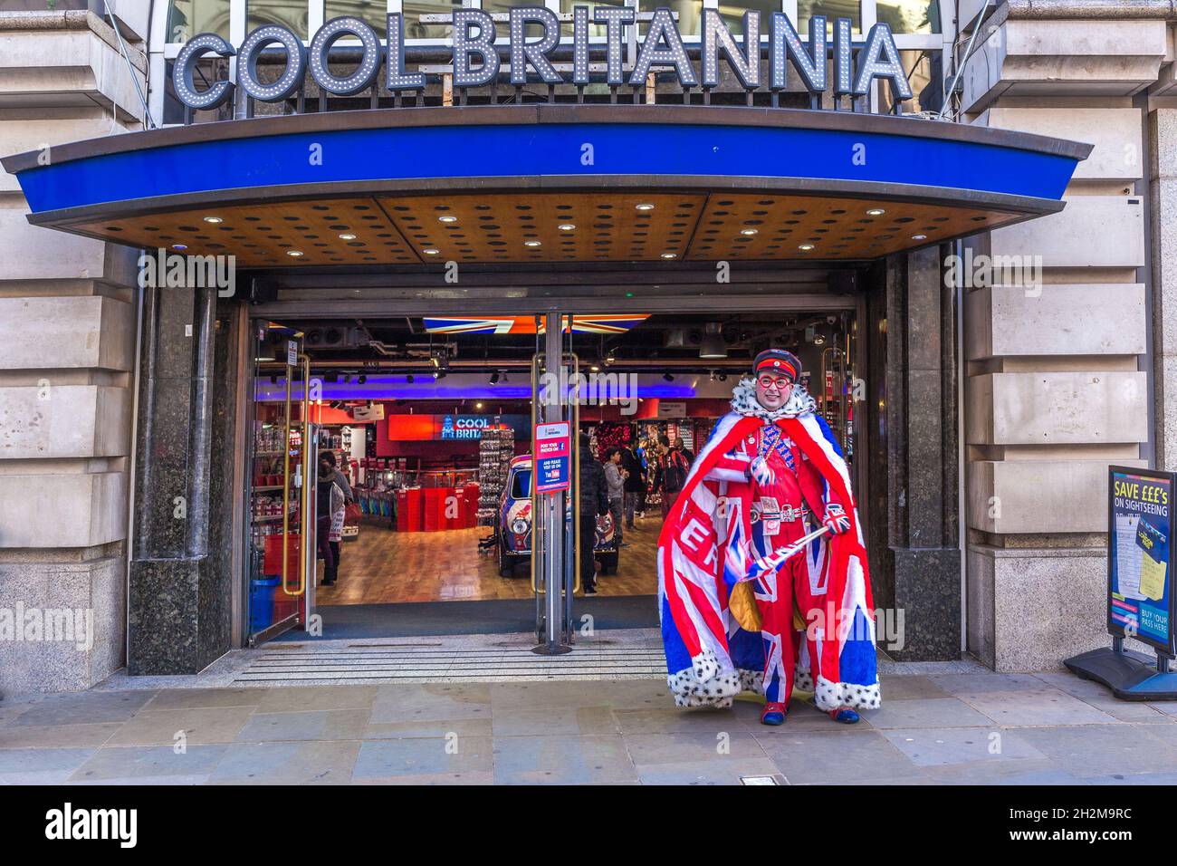 UNITED KINGDOM, LONDON SOUVENIRS "COOL BRITANNIA Stock Photo - Alamy