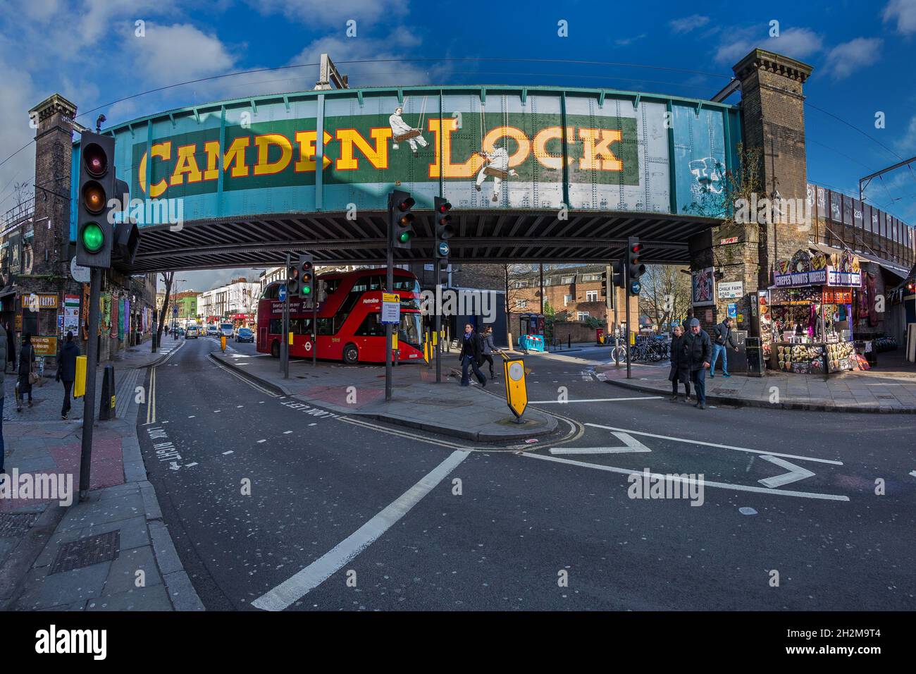UNITED KINGDOM, LONDON, CAMDEM LOCK, CAMDEN TOWN IS FAMOUS FOR ITS MANY ...