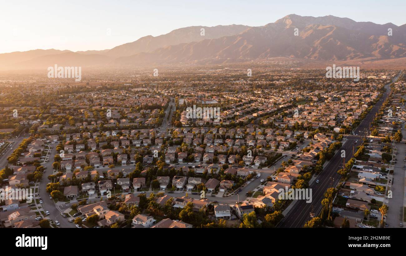 Sunset view of the residential suburban core of Rancho Cucamonga ...