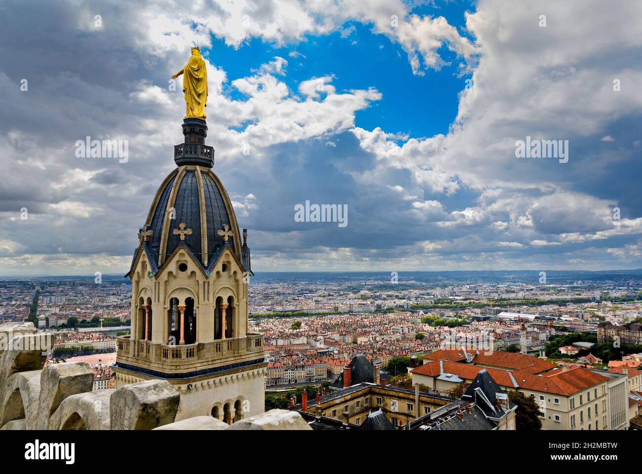 Villeurbanne buildings hi-res stock photography and images - Alamy