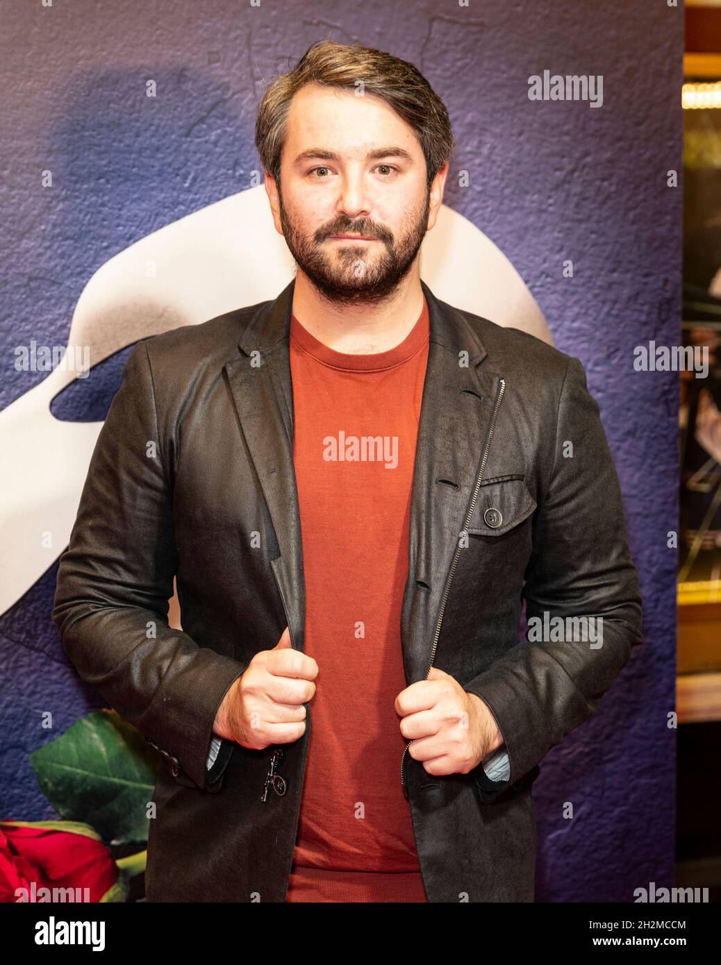 New York, USA. 22nd Oct, 2021. Alex Brightman attends The Phantom of ...