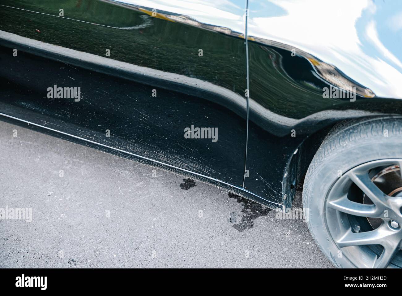 close-up mud splashes on black car in natural lighting Stock Photo - Alamy