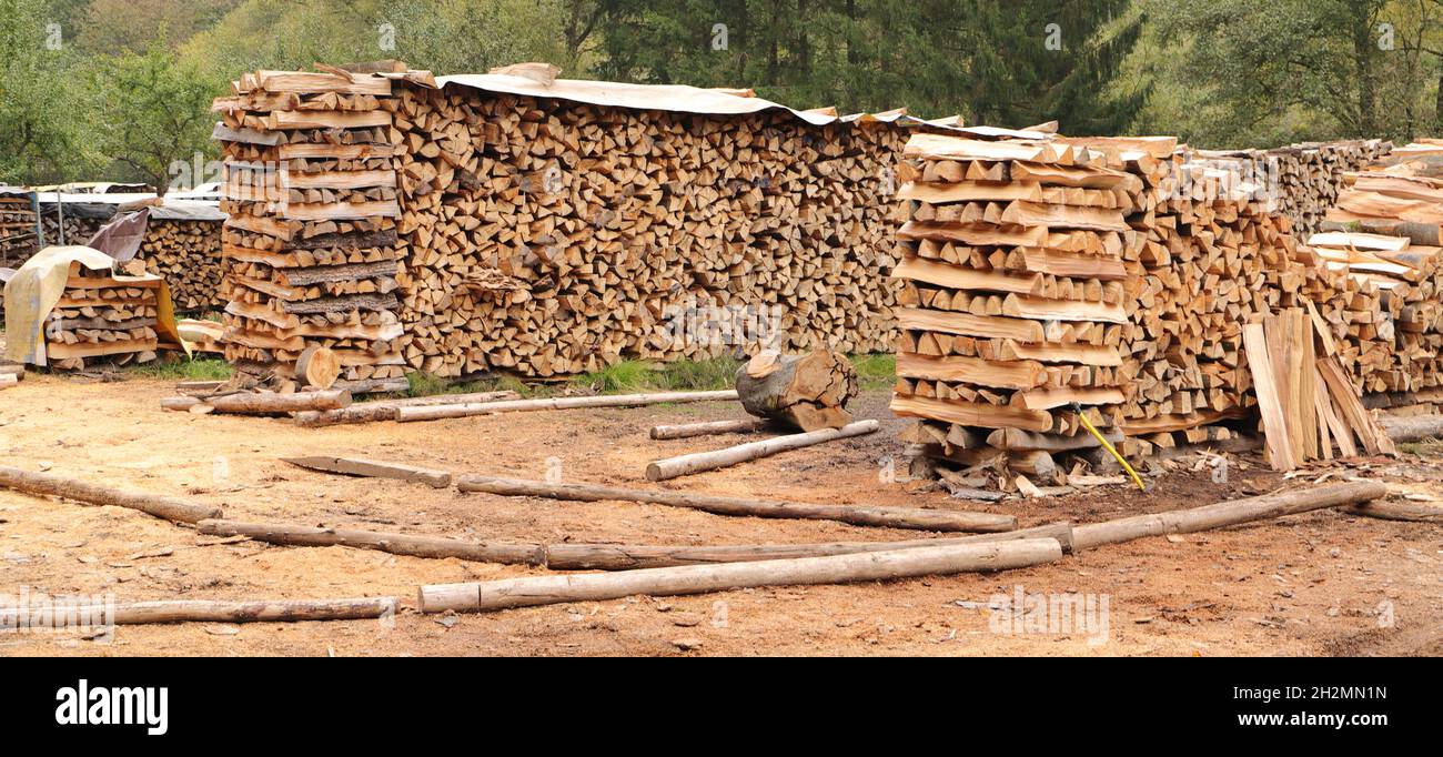 many split wood as firewood Stock Photo - Alamy