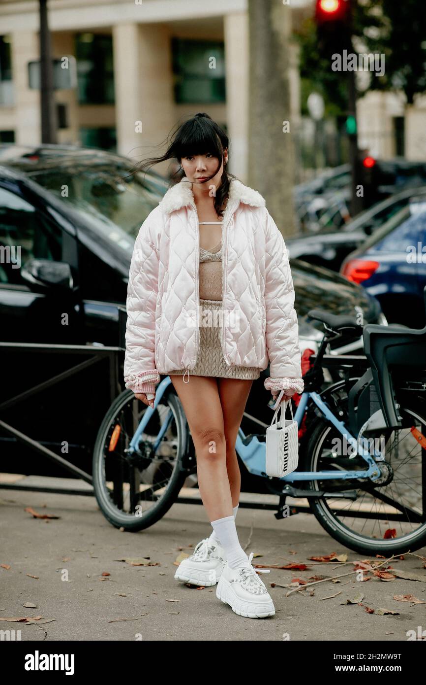 Street style, Susie Lau arriving at Miu Miu Spring Summer 2022 show ...