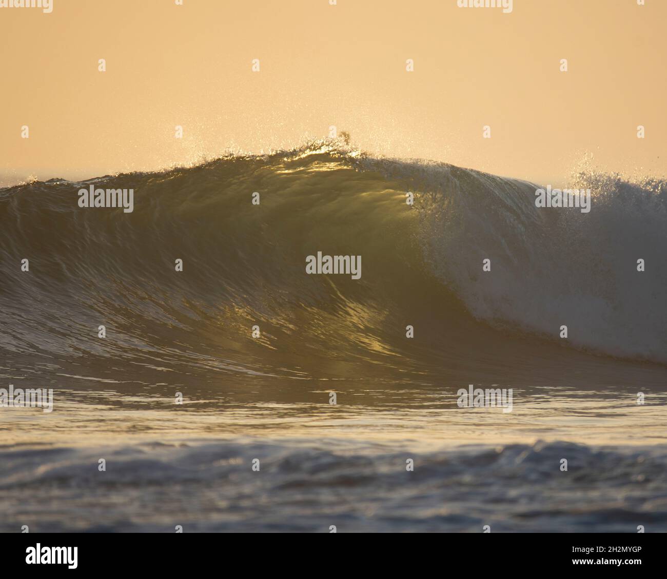 Wave barrel hi-res stock photography and images - Alamy
