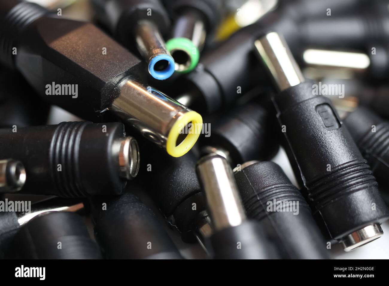 Barrel connectors hi-res stock photography and images - Alamy
