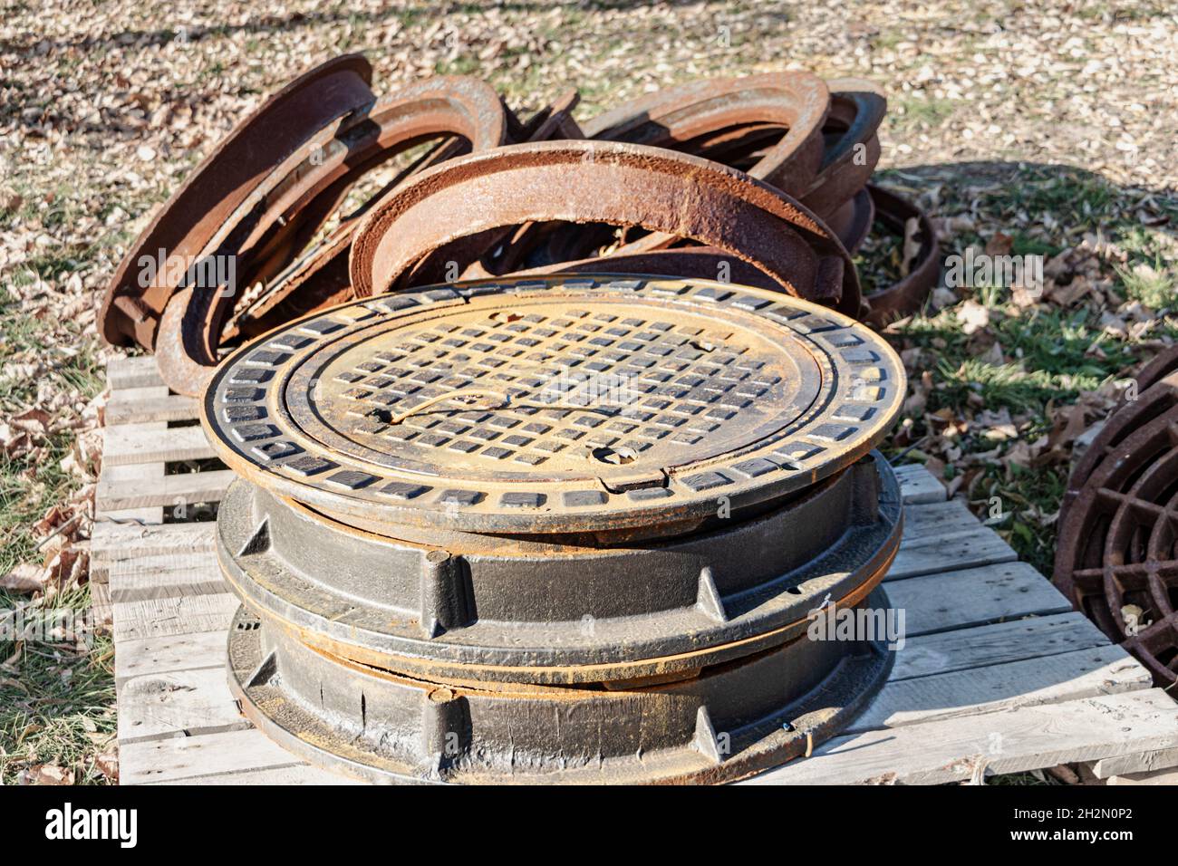 Road Hatches High Resolution Stock Photography and Images - Alamy