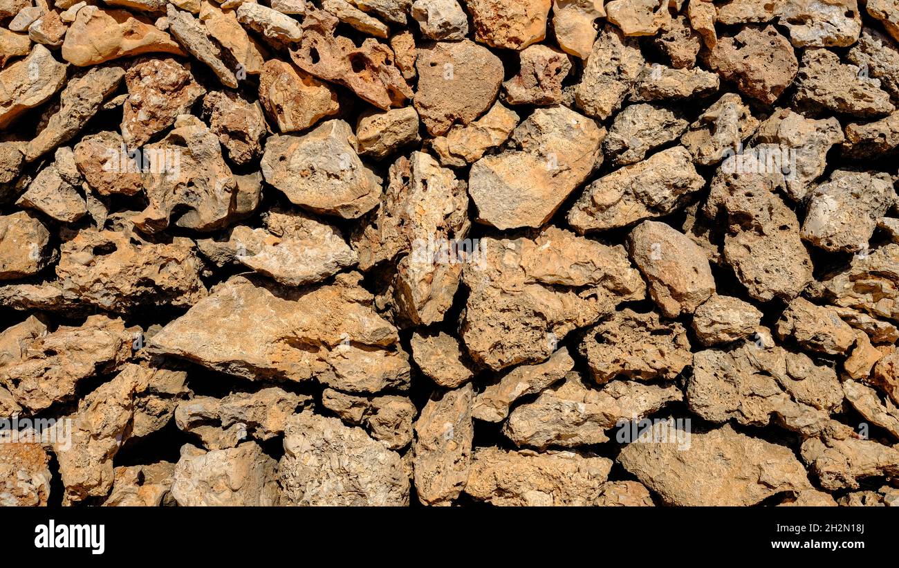 Jammed stones hi-res stock photography and images - Alamy