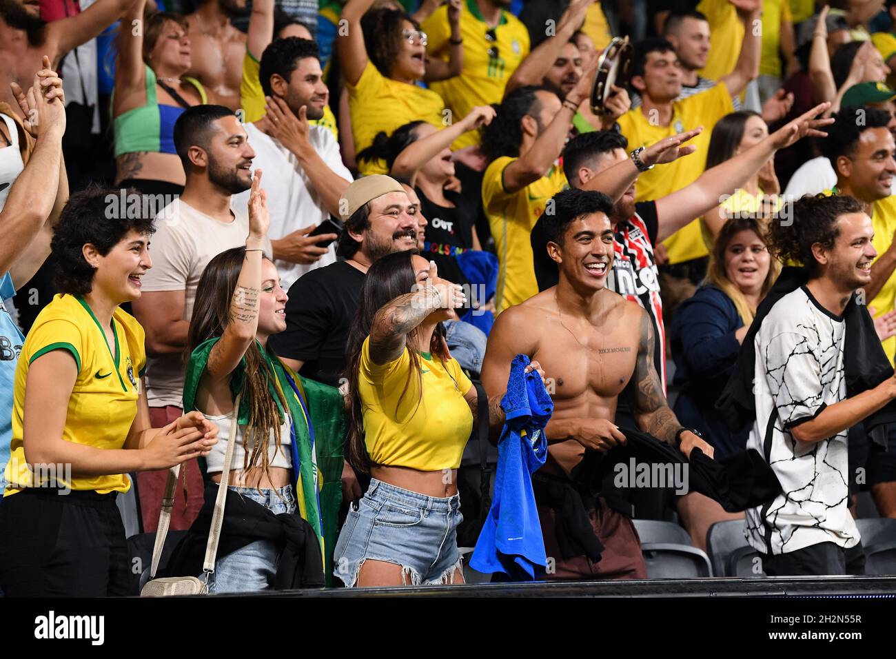 Sydney, Australia, 23 October, 2021. Girl blows a kiss to Andressa ...
