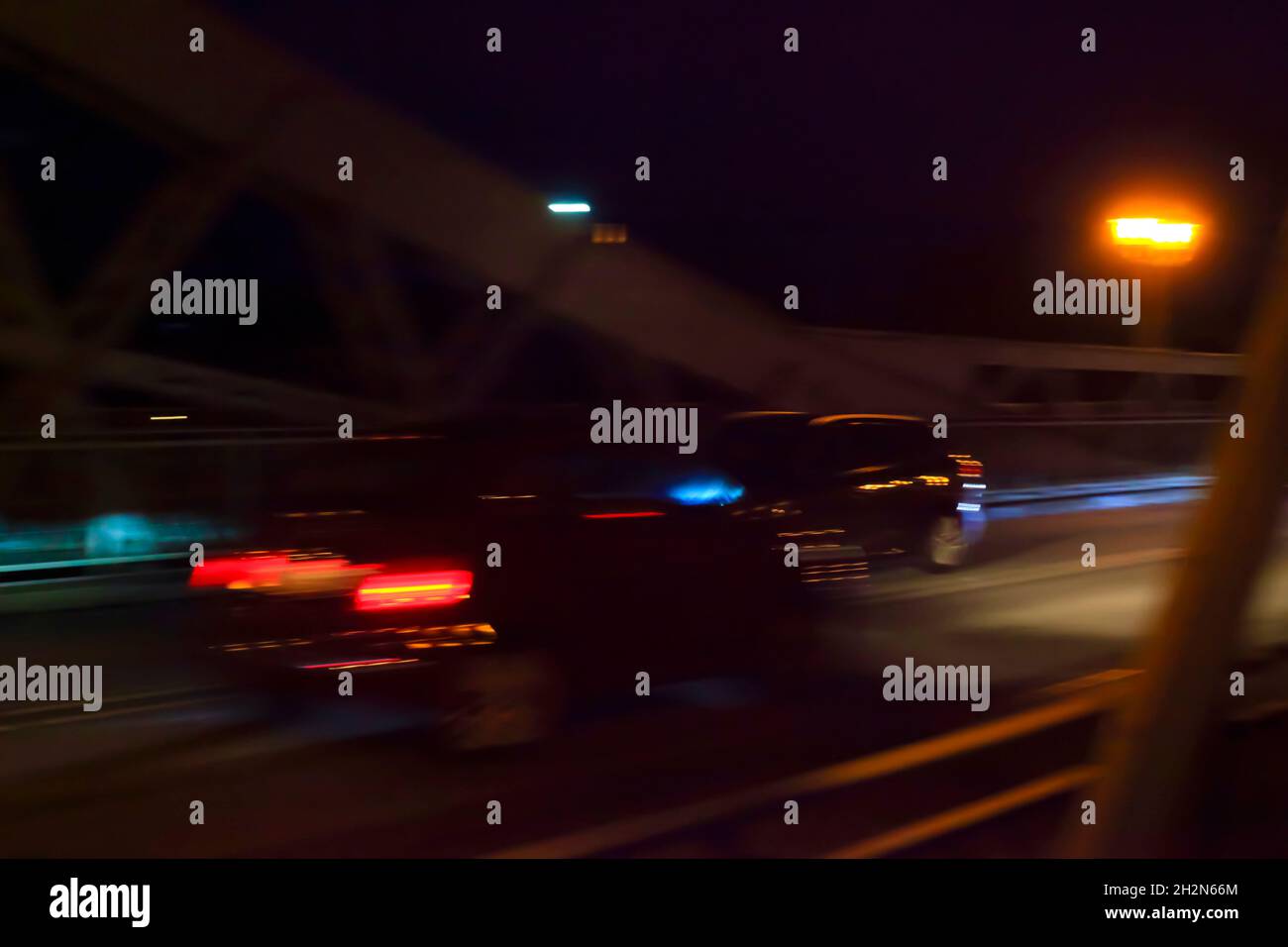 Cars blurred hi-res stock photography and images - Alamy