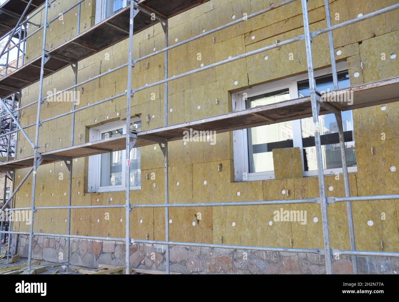 External wall insulation. Solid wall insulation. Energy efficiency ...