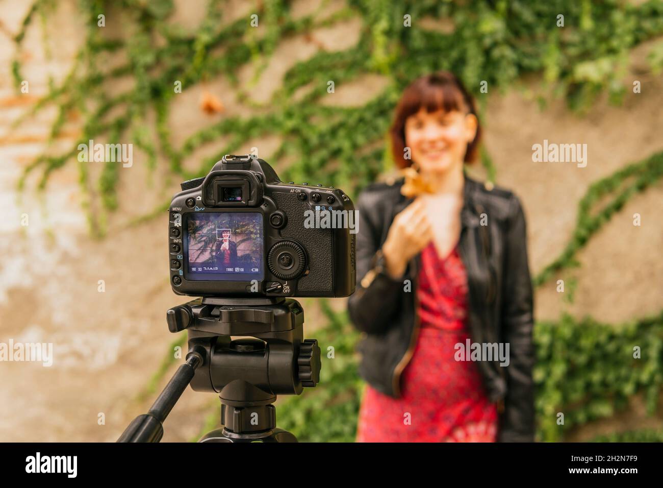 Blogging recording hi-res stock photography and images - Alamy